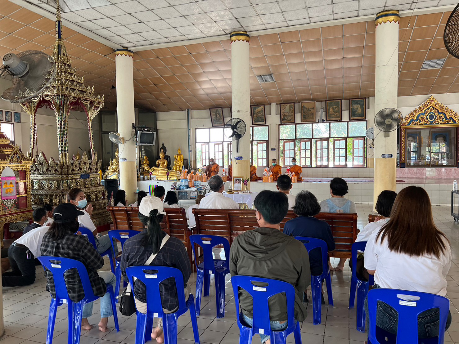 CSR ถวายสังฆทานและทำความสะอาดวัด ณ วัดศรีรัตนารามบ่อหิน - BEGISTICS